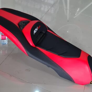 Honda ADV150/160 seat with integrated backrest